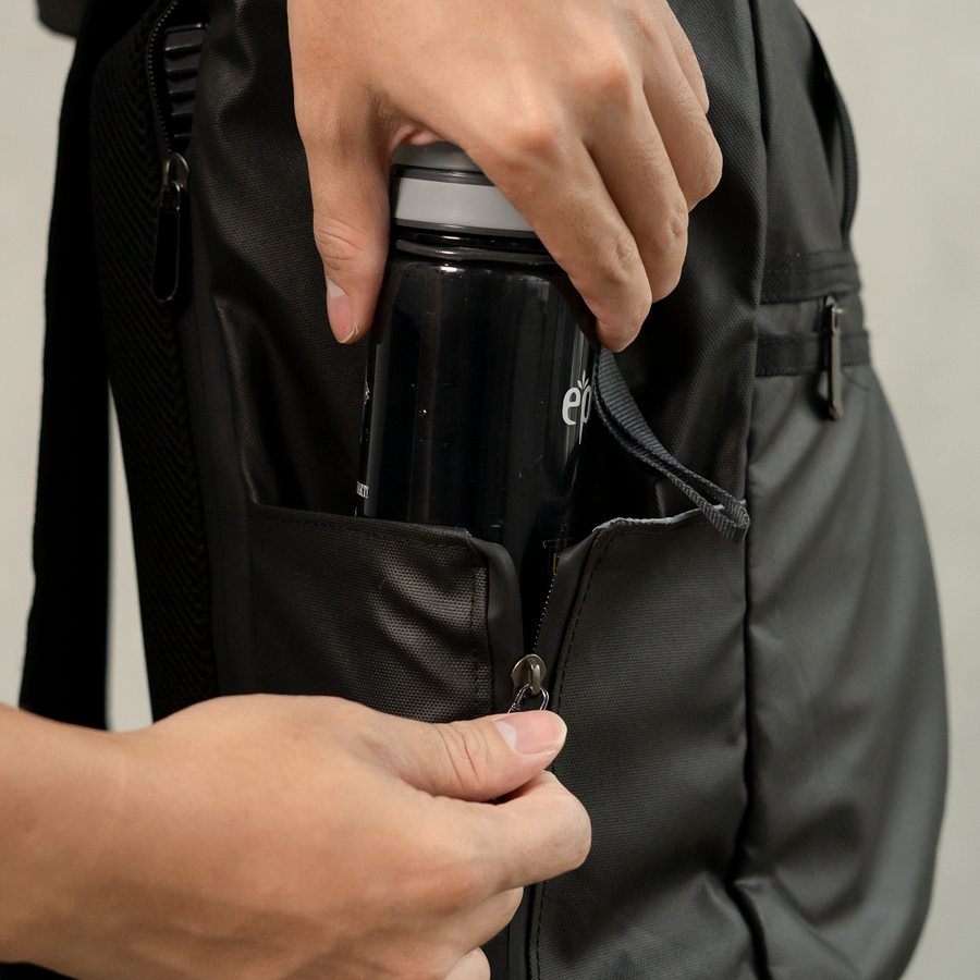 Day Laptop Roll Top Backpack 27L BLACK – Timoor Official